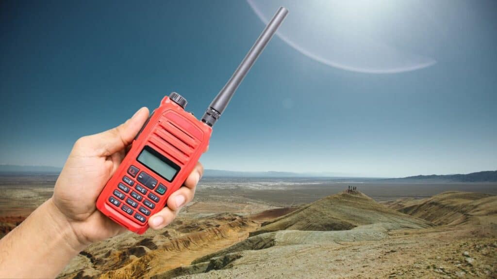 What’s the Best Handheld UHF Radio? Ultimate Guide - Wade & Dani ...